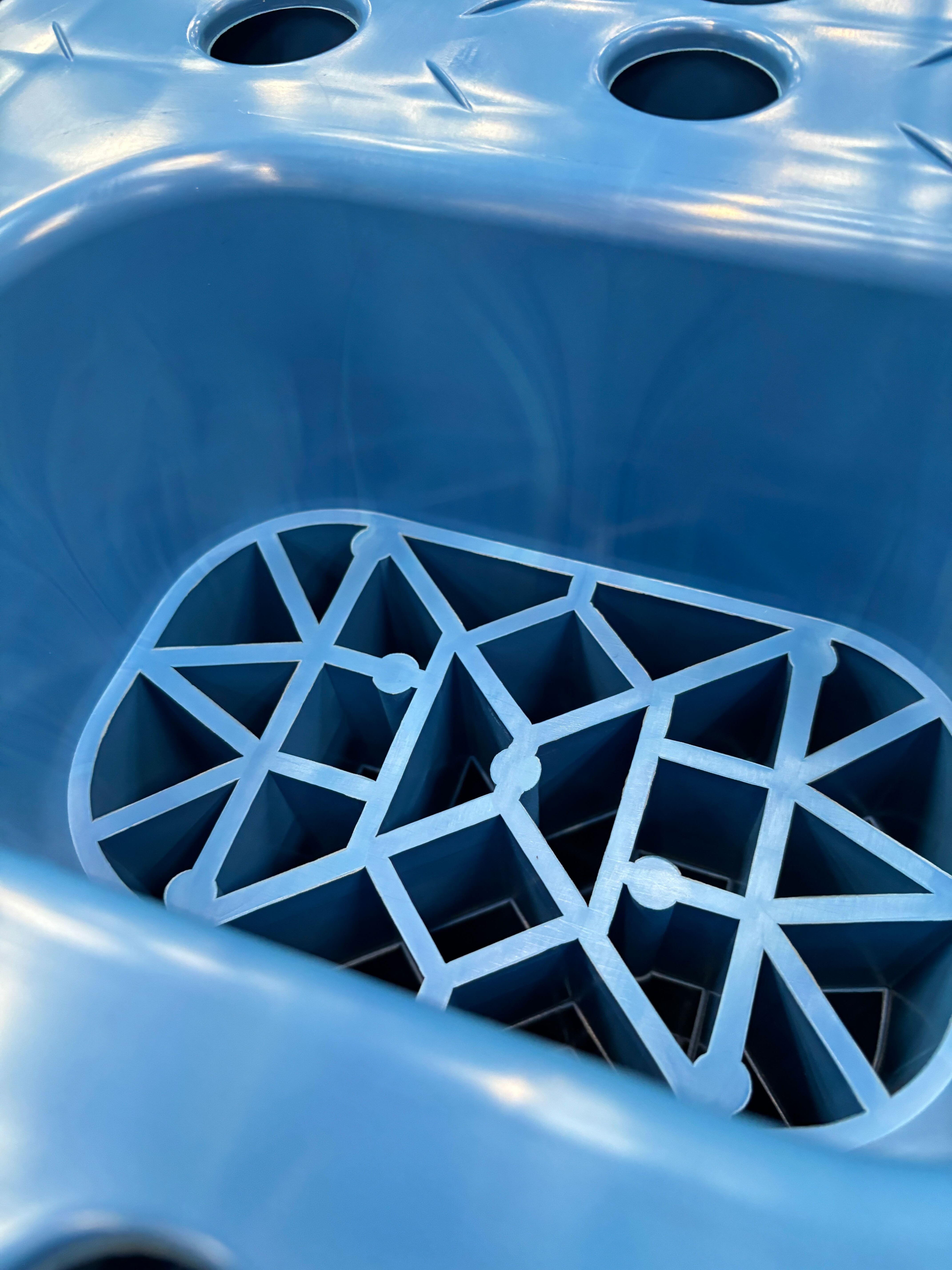 WorldStar Winner: Aion Nestable pallet